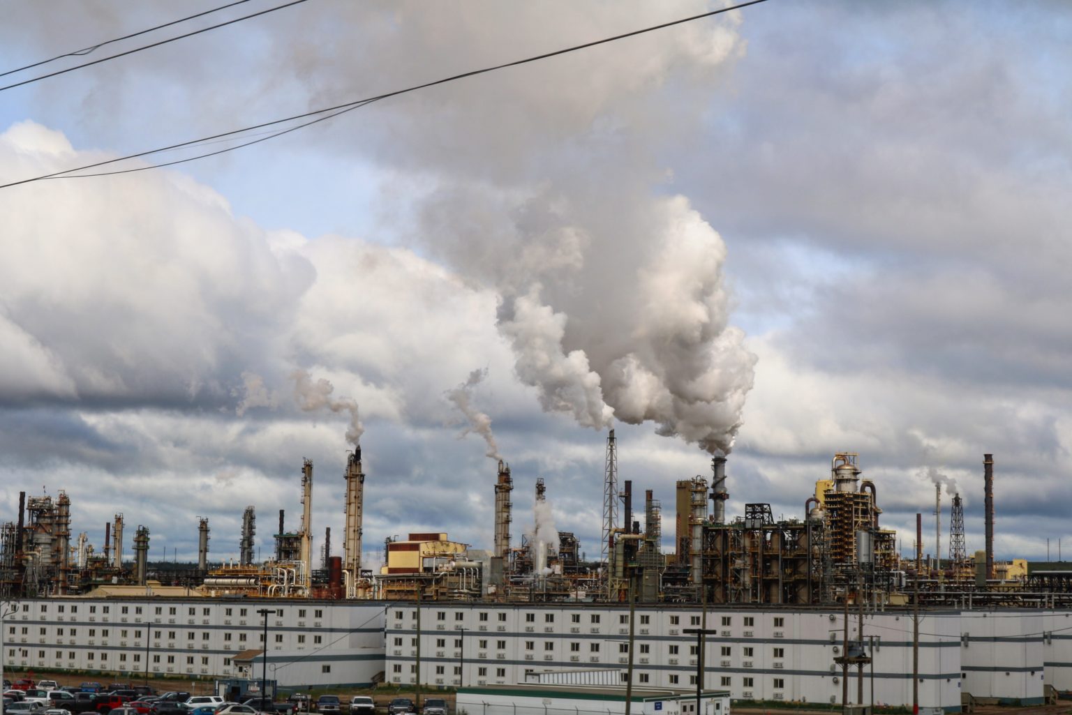 Canada Really Needs an Oil and Gas Pollution Cap Now - Environmental ...